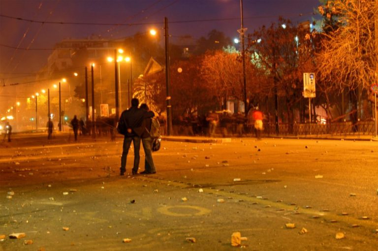 Δεκέμβρης 2008: Η επίκαιρη ερώτηση της Εξέγερσης - Βαβυλωνία
